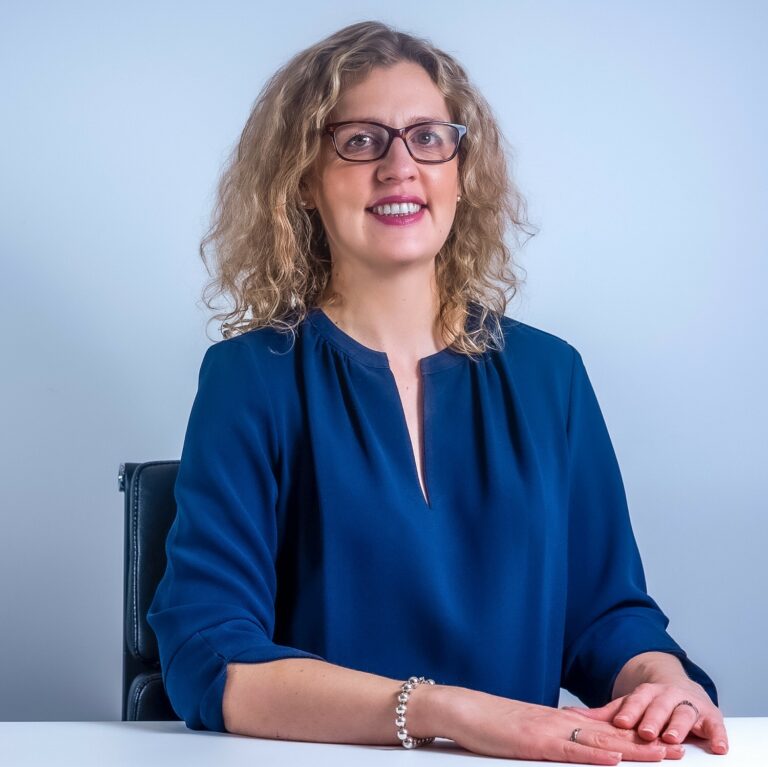 Kate George - Brecher